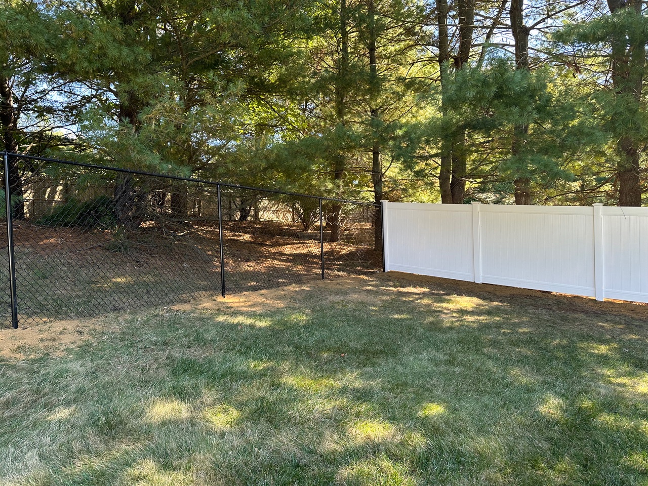Full Yard PVC And Chain-Link Fence Enclosure